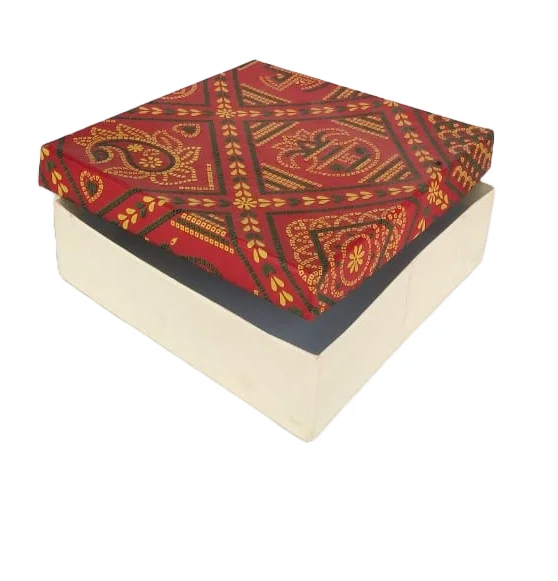 Square shagun Sweet Box 1 Kg – Pack Uncle